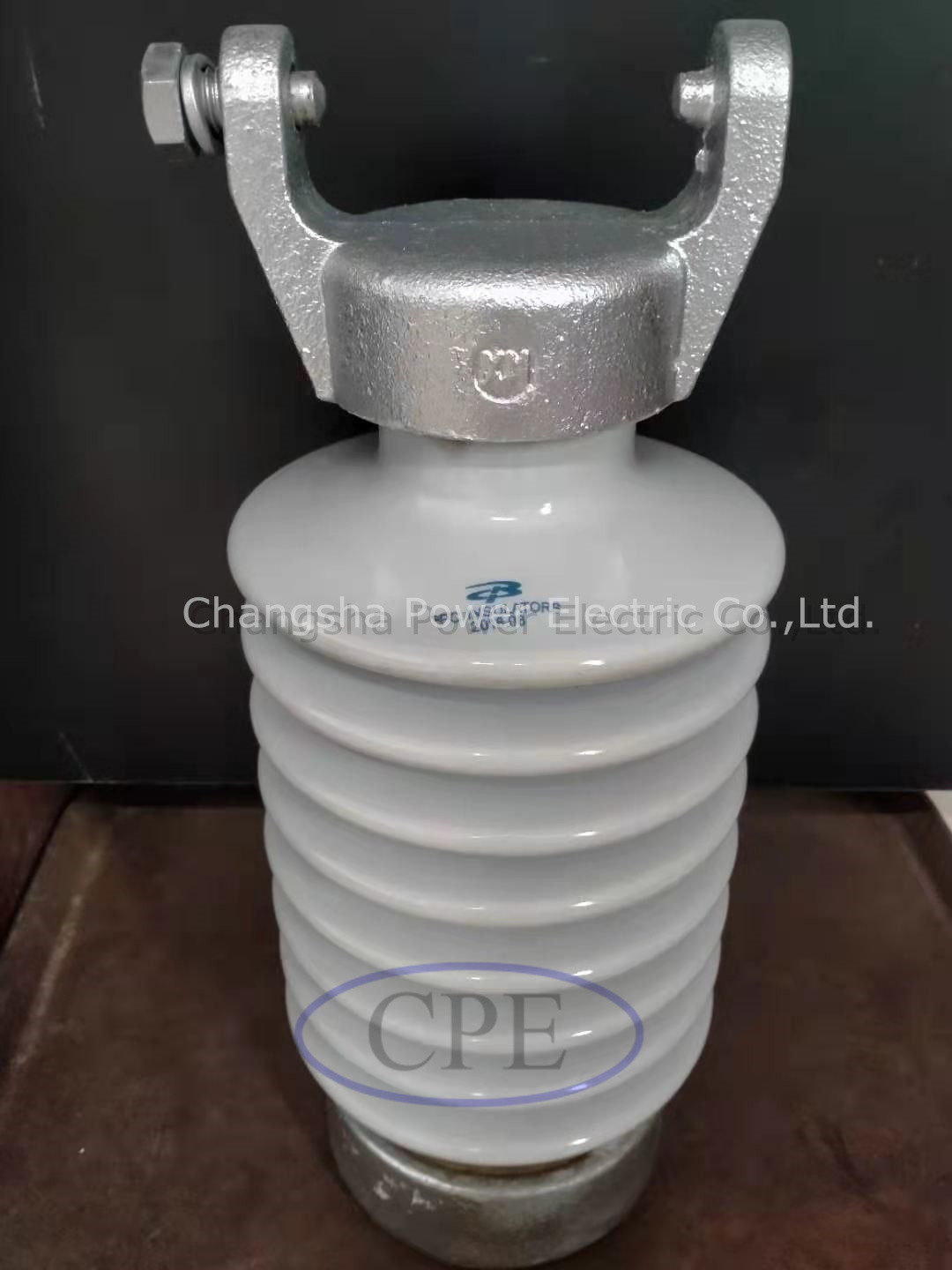 IEC 57-13の薄い灰色の磁器ライン ポストの絶縁体